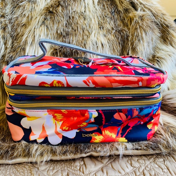 bebe | Bags | Bebe Makeup Bag | Poshmark